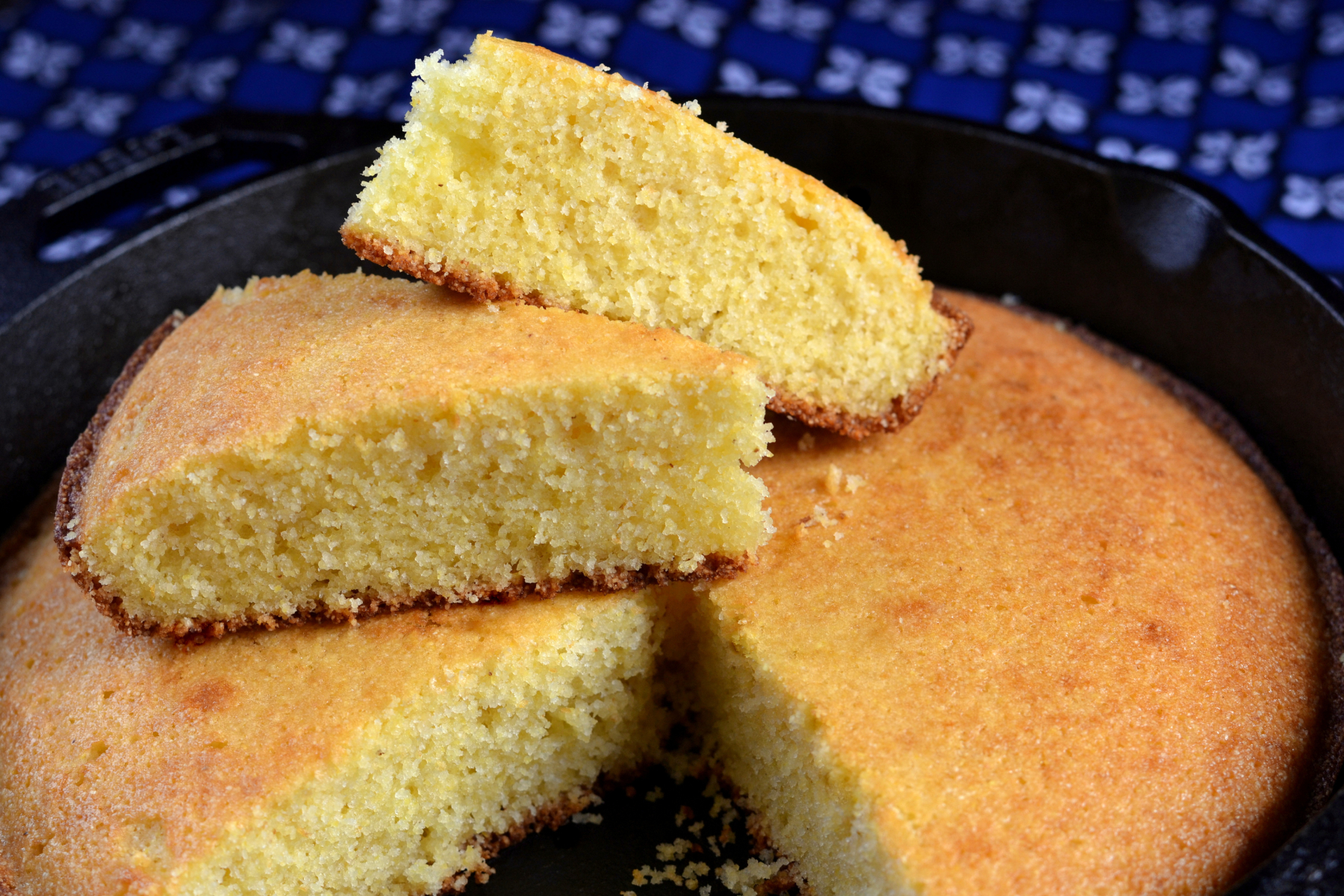 World’s Best Cornbread Recipe – Mother Earth News